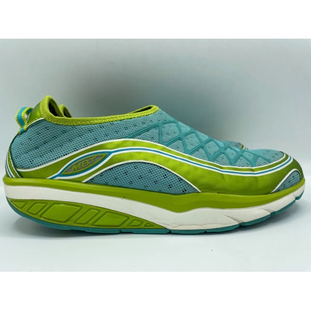 Mbt Afiya Slip-On Walking Sneaker. - Gem